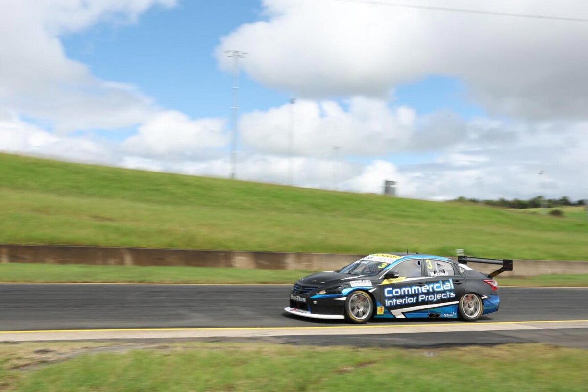 MW Motorsport – V8 Supercars Dunlop Series.